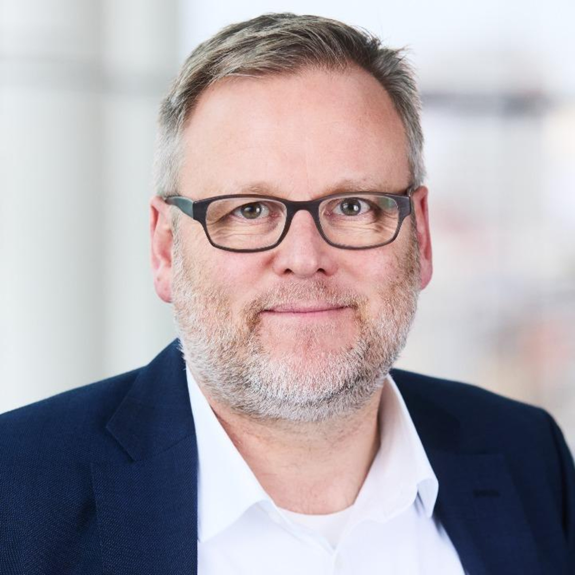 Dr. Claus Elfring - PwC Legal