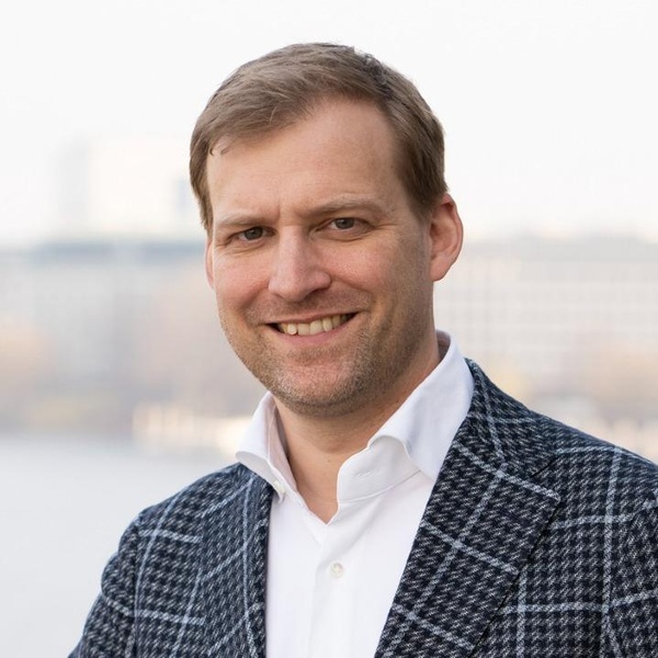 Dr. Jan Haselmann - PwC Legal