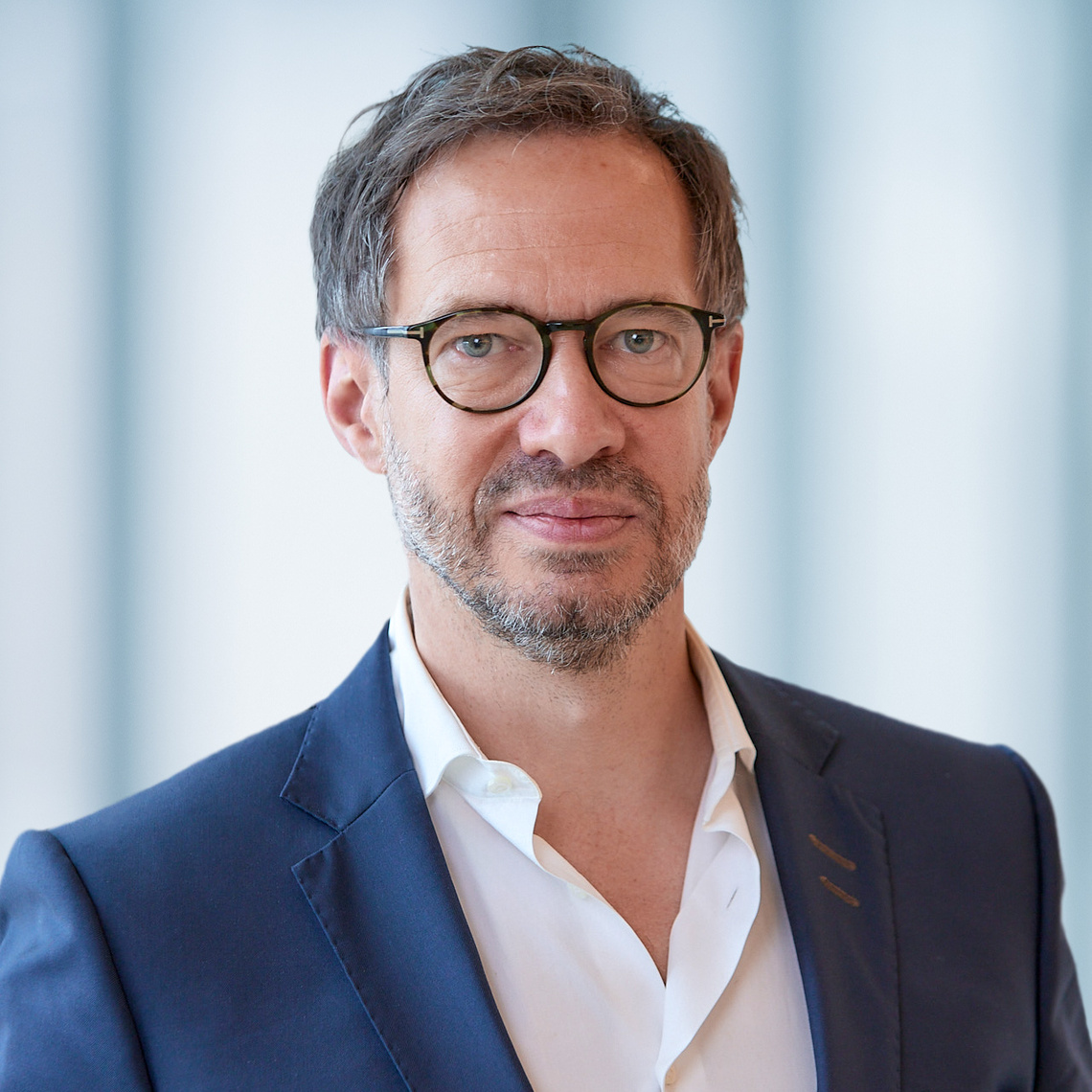 Dr. Dirk Stiller - PwC Legal